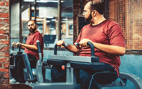 Bierbauch: Wie entsteht er und wie geht er weg?